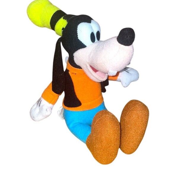 Disney | Toys | Disneys Goofy 1 Plush Dog Mickey Mouse Goofy Friend ...